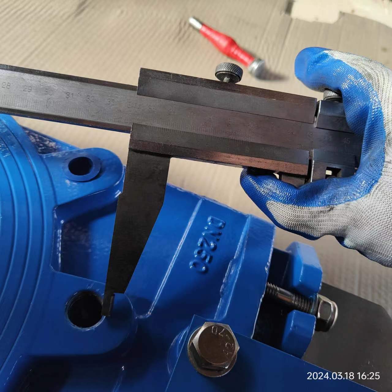 Knife gate valve product pre factory inspection - HB2412 order